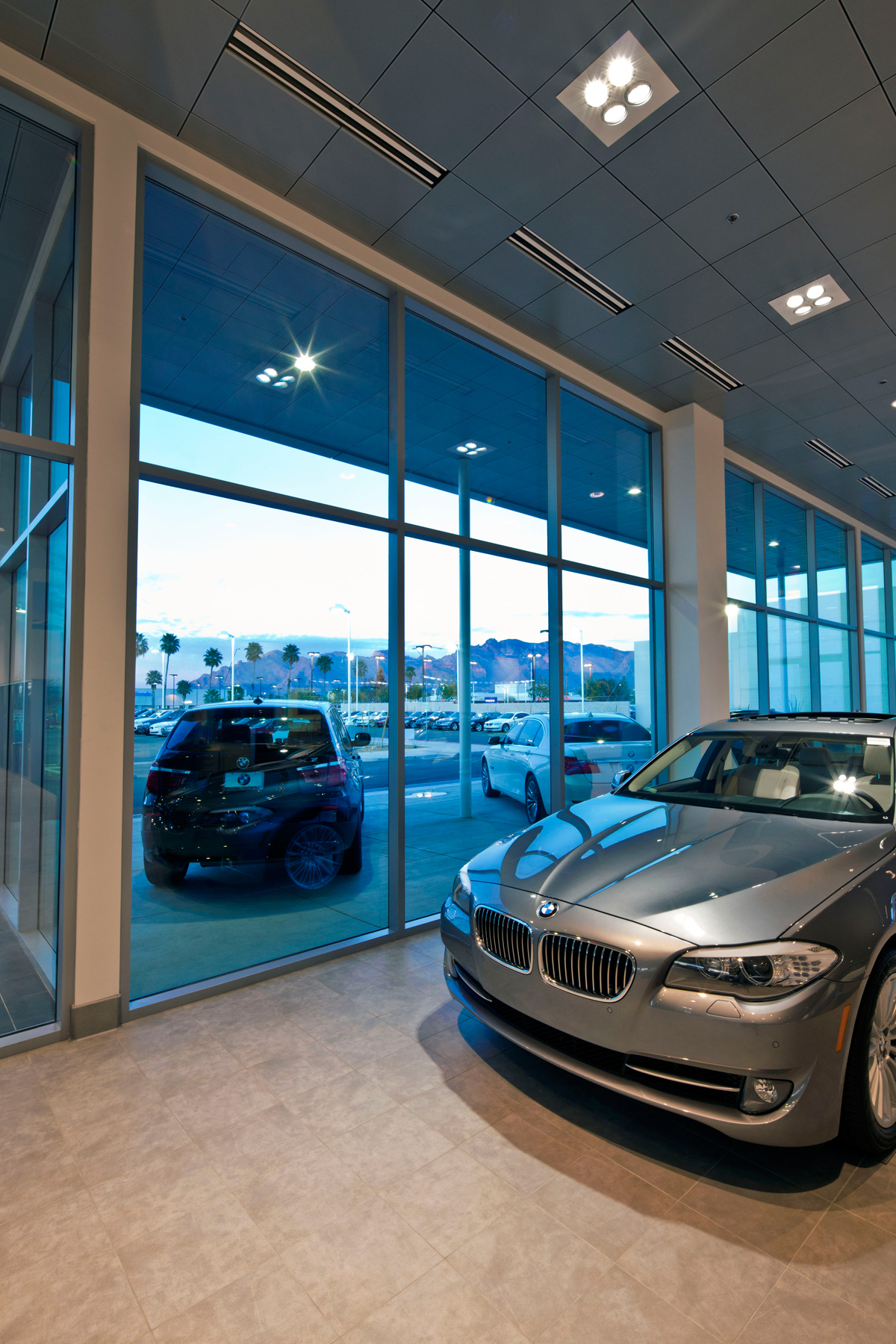 Project - Luxury Auto Mall, Tucson BMW